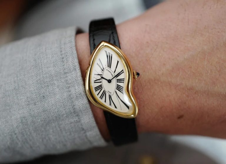 The luxury replica Cartier Crash: A timepiece with a story as ...